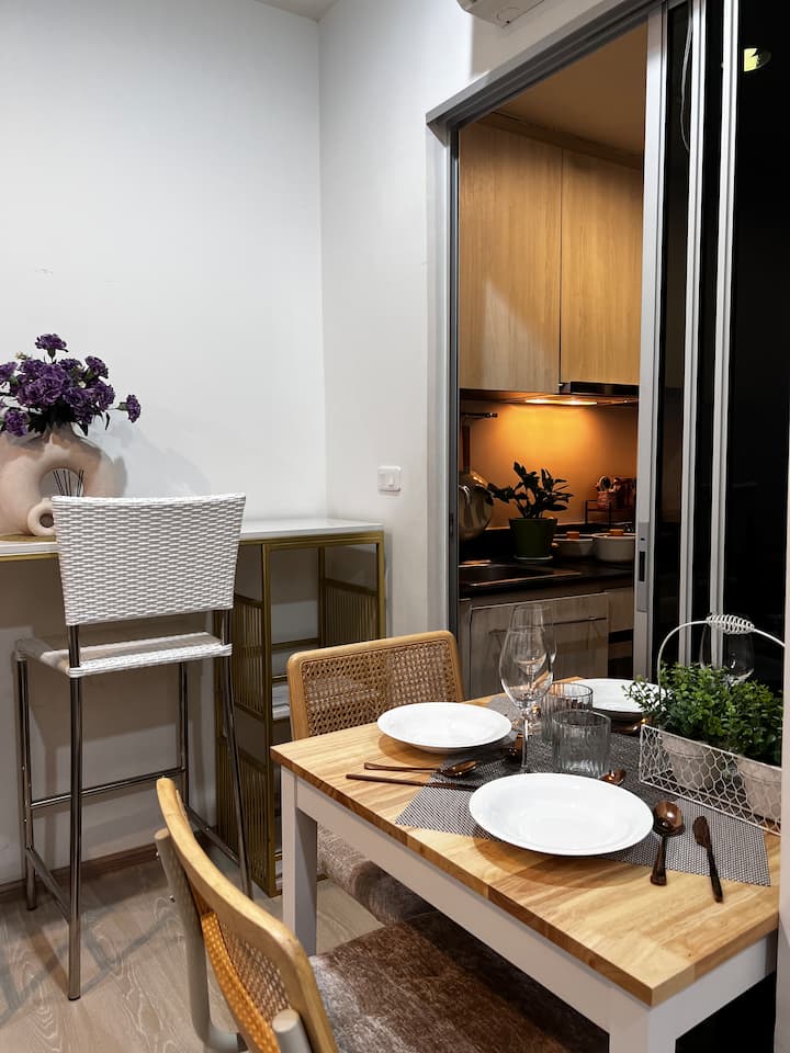 2 Bed 2 Bath Puchao Niche Condo 5mins To Train Bts - Thailand