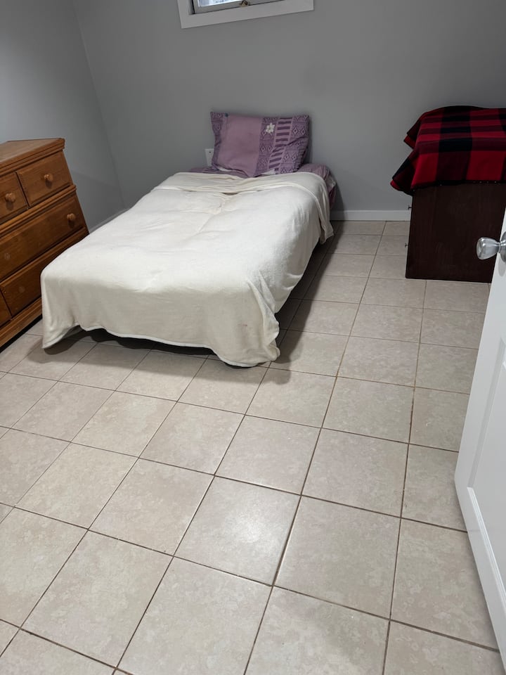 Room Available - Montrose, NY