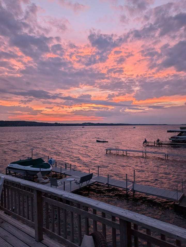 Waterfront Skaneateles Cottage - Skaneateles, NY