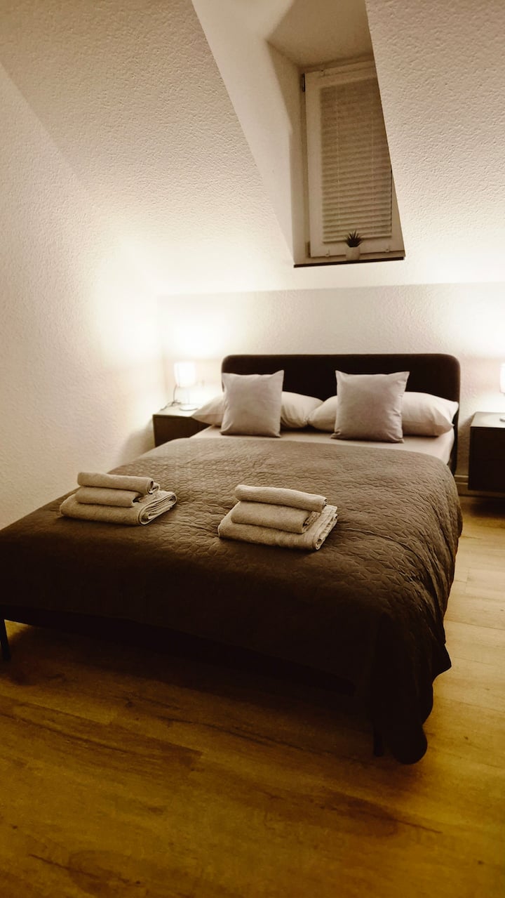 Tiny-home-like: Rhein-nah & Top Verkehrsanbindung - Wiesbaden