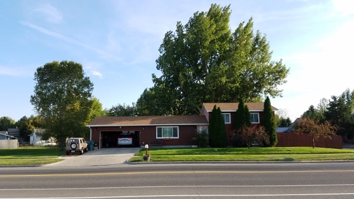 Spacious Roadside House - Billings, MT
