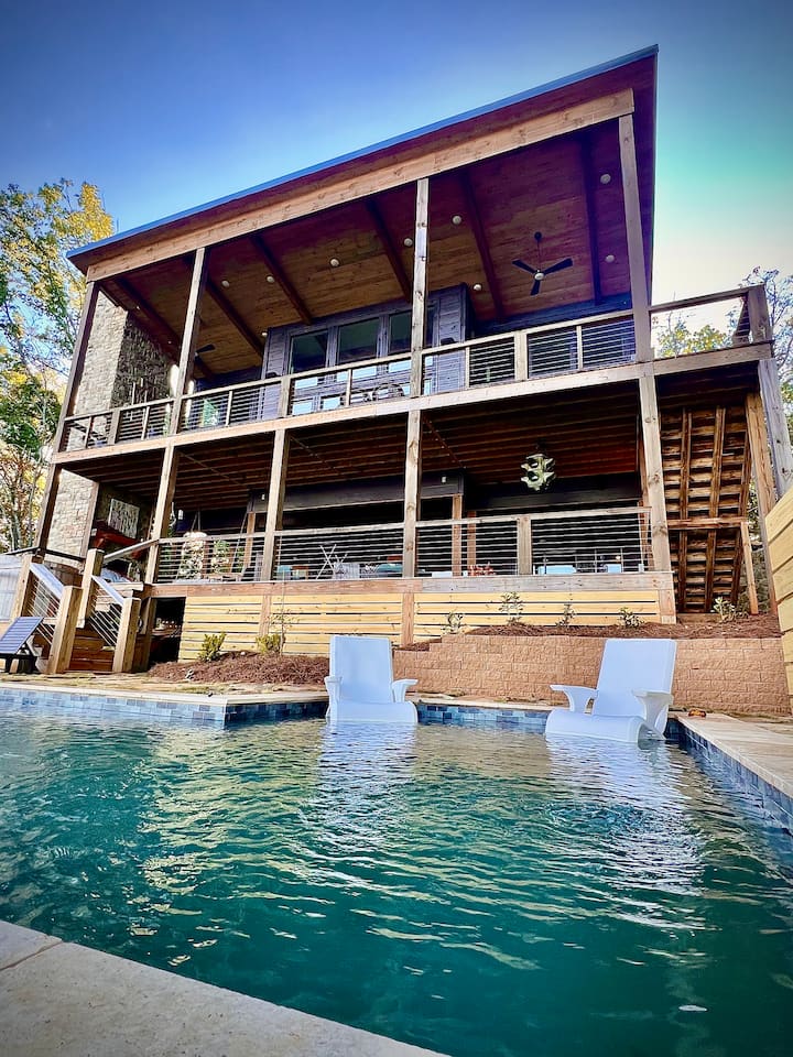 Over The Top Hideaway - Entire House - Blue Ridge, GA