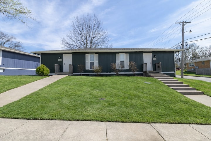 3 Or 4 Bedroom Stonegate Home #2 - Columbia, MO