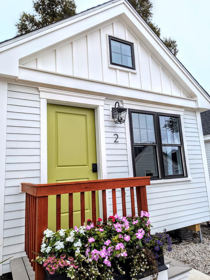 Weathervane Cottage #2 Of 8 In Portsmouth - Tiverton, RI