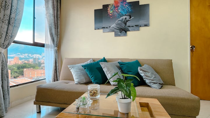 Apt Central En El Parque De La Floresta. - Medellín