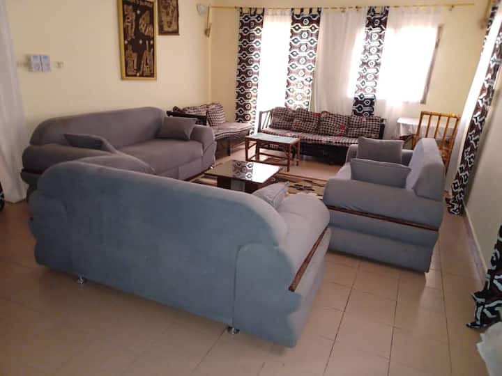 4br/4br Villa 15 Mins From Bamako Airport - Bamako