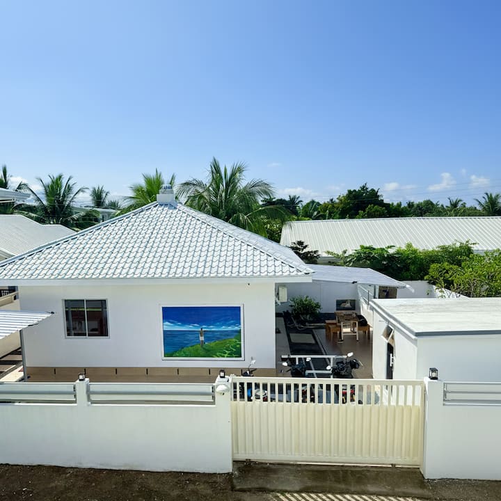 New Hero House Santa Fe – Premium Home Near Beach - Madridejos