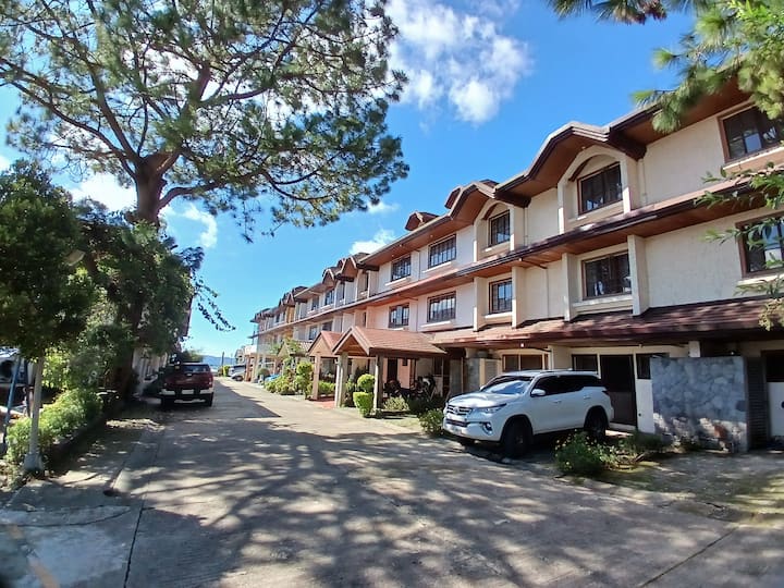 Apartment In Baguio City (Townhouse) - Baguio