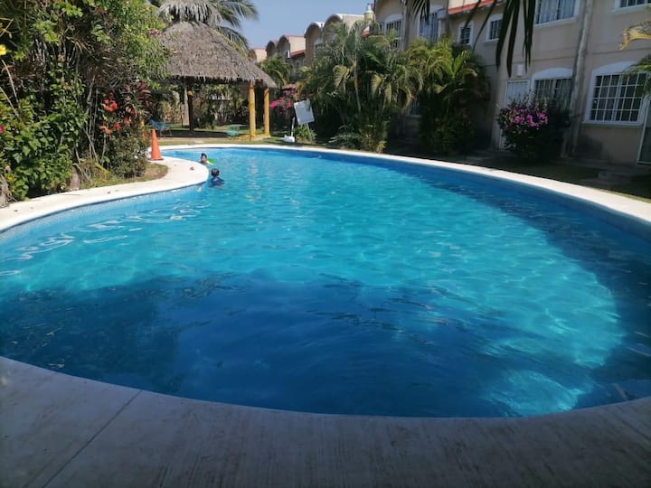 Casas Juntas 10 A 60 Personas - Ixtapa Zihuatanejo