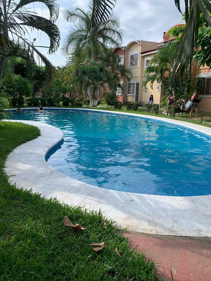 Casas Juntas 10 A 60 Personas - Zihuatanejo