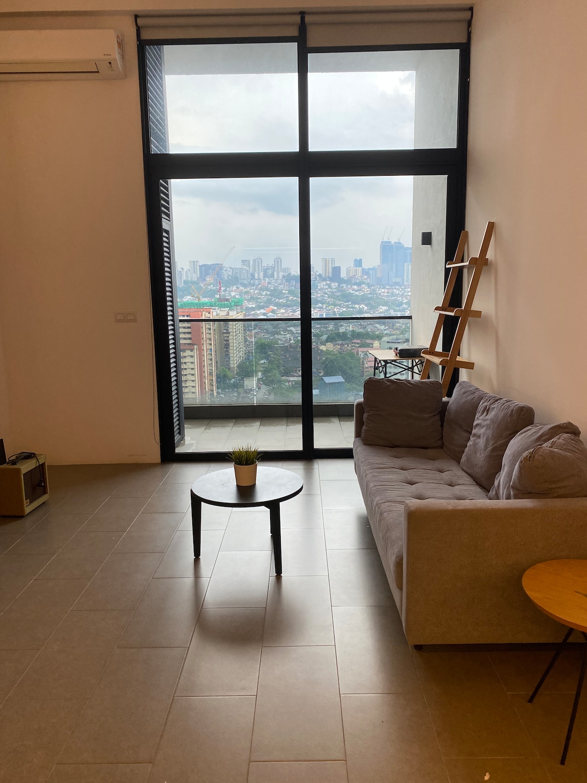 KL EST Bangsar Nice & Cozy Studio - Apartments for Rent in Kuala Lumpur ...
