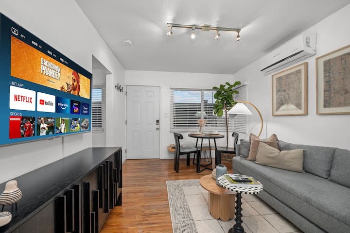 Entire 1br Home W/ Kitchen & Parking In Grant Hill - Coronado, CA