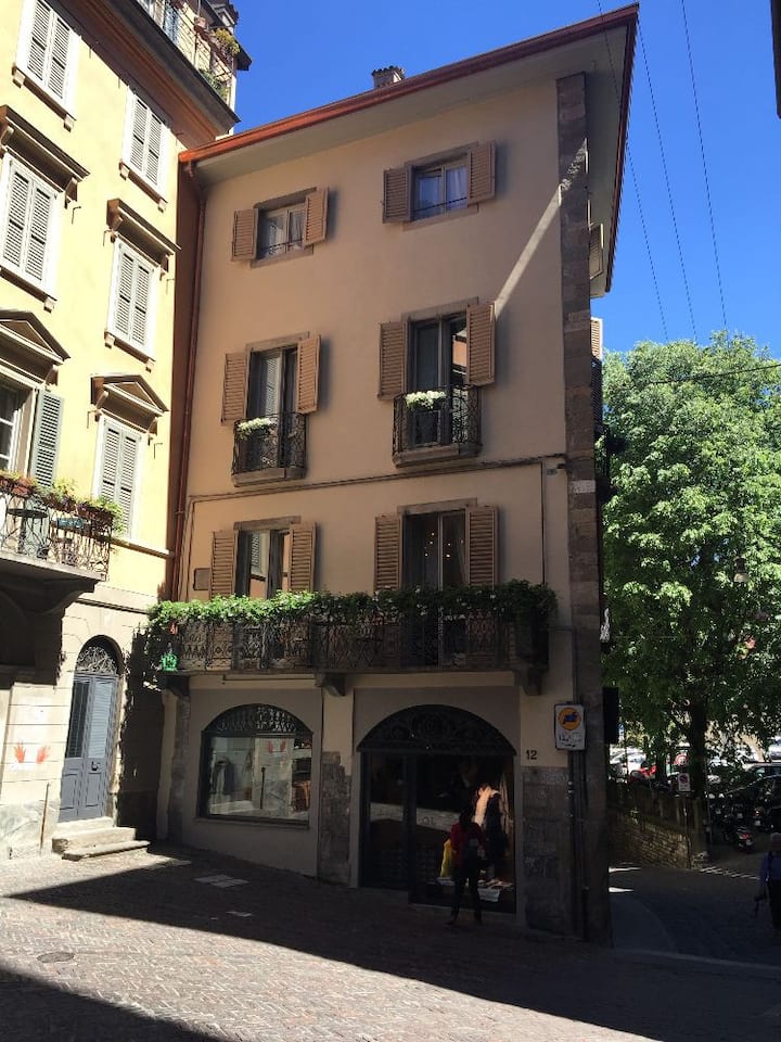 La Torre Bergamo House - Bergamo