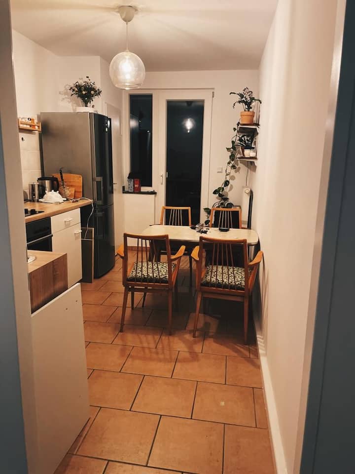 Maisonette Wohnung In Messenähe - Colonia