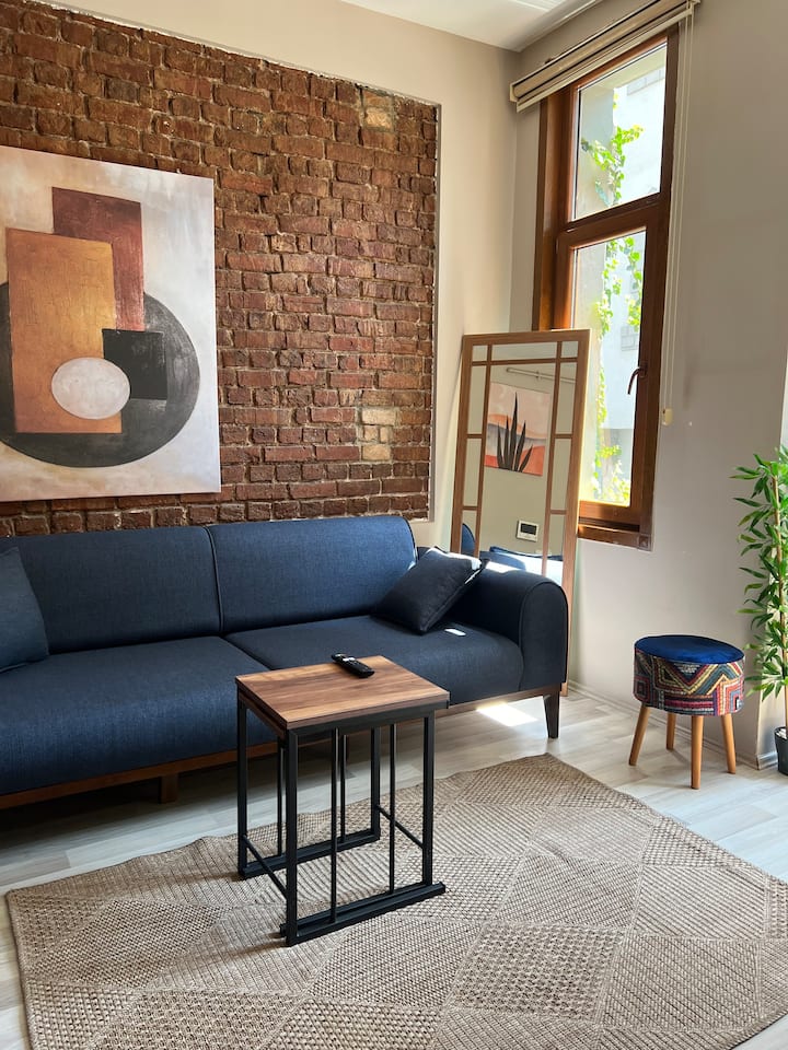 Ky Apartments In Taksim - Esentepe