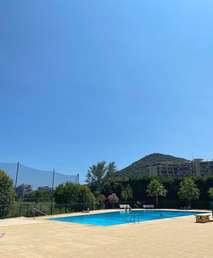 Appartement T2 Sur Le Golf & Piscine - Mandelieu-la-Napoule