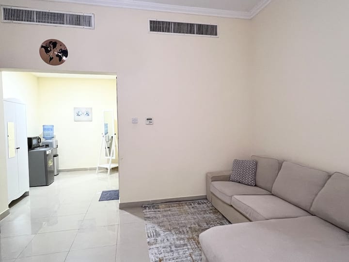 Private Large Room Near Al Raha Garden & Airport - Abu Dhabi