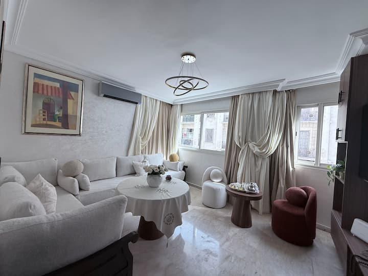 Renovated Cozy Space | Close To The Medina | Parking + Tram - Casablanca, Maroc
