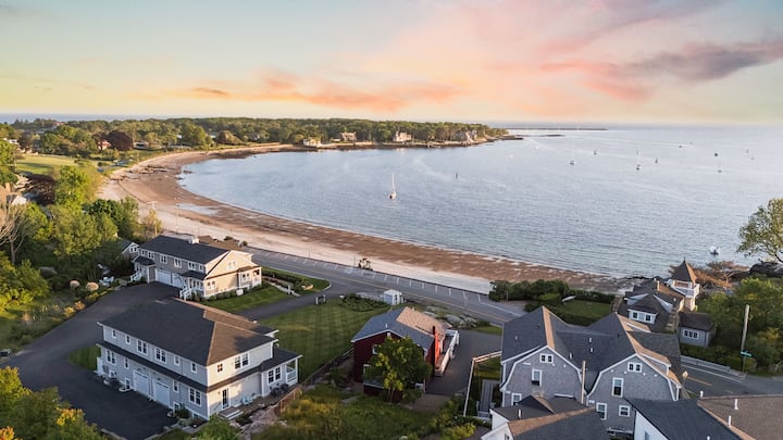 Niles Beach House: Beach And Boston Skyline Views! - Manchester-by-the-Sea, MA