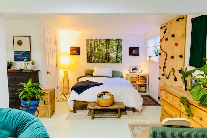 The Zen Den - White Salmon, WA