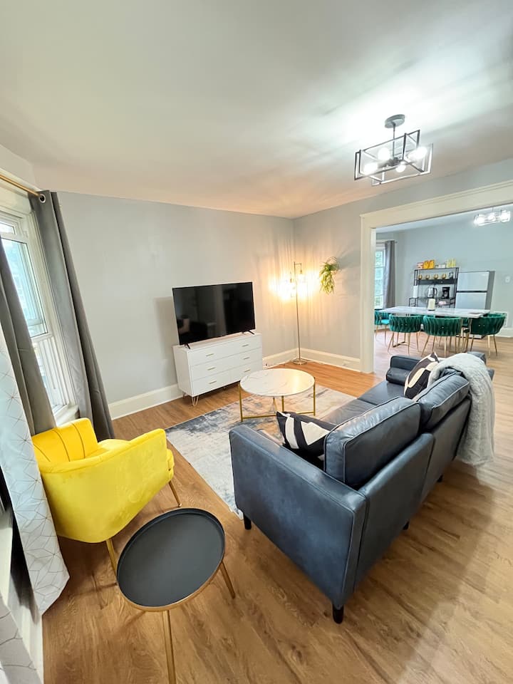 Stylish 3 Bed 2 Bath On Westcott - Syracuse, NY