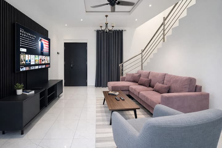 Comfy Home | 2bedrooms | King Beds | Standby Power - Accra