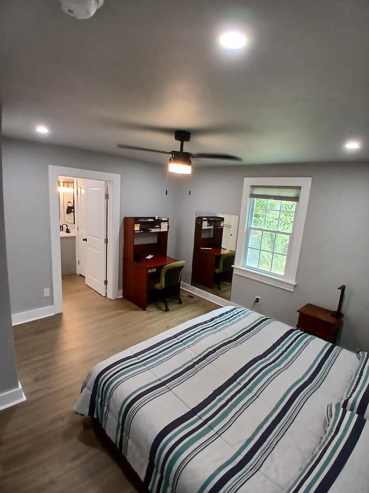 Habitación Cama Doble Baño Privado - Greenville, SC