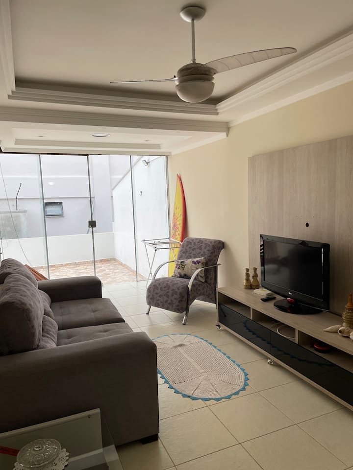 Apartamento Em Bombinhas, 50m Da Praia - Bombinhas