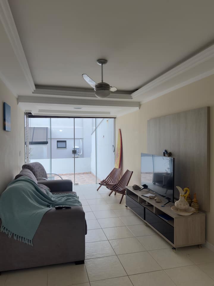 Apartamento Em Bombas, Bombinhas! 50m Da Praia - Bombinhas