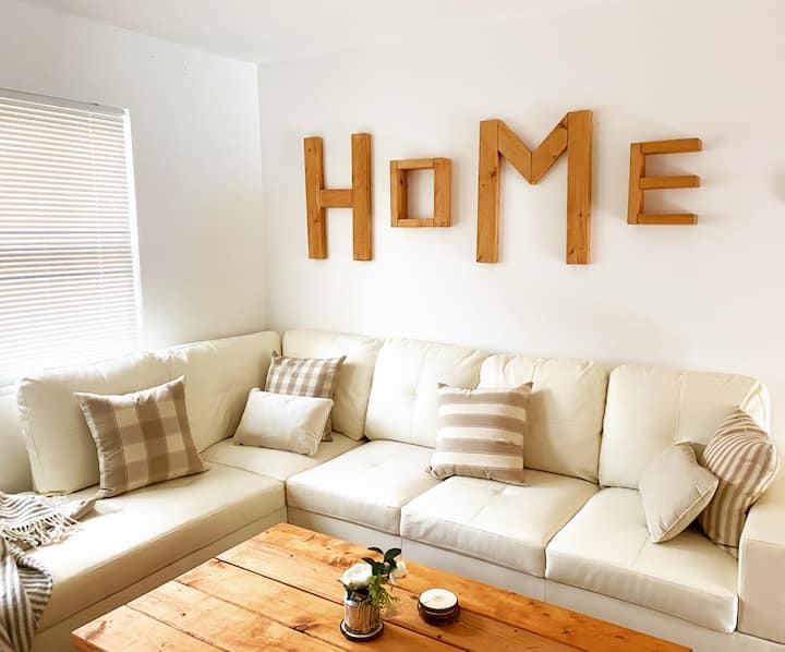 Cozy Farmhouse In The Woods - Monticello, NY