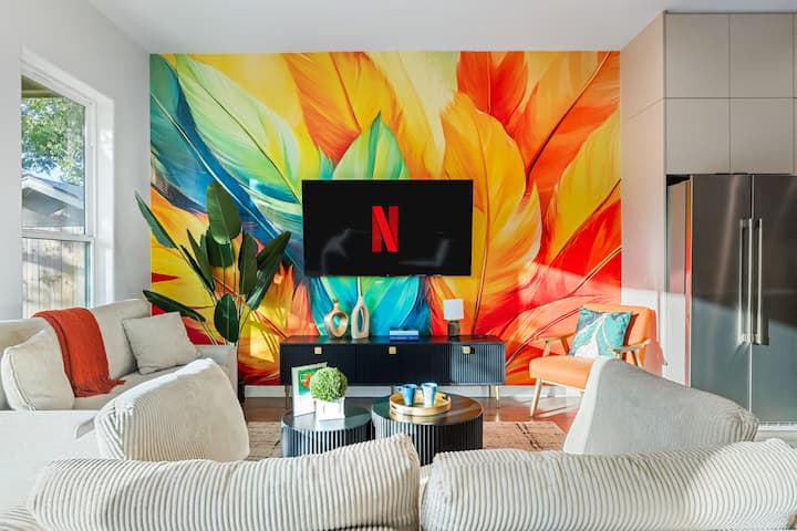 Downtown Dallas Retreat: Entertainment & Comfort - 댈러스