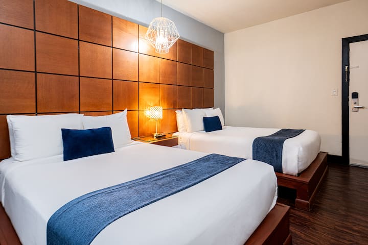 South Beach Double Room | Sleeps 4 - South Beach