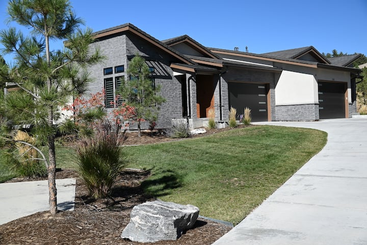 Luxury In Castle Pines Village | Gated Community - Castle Rock, CO