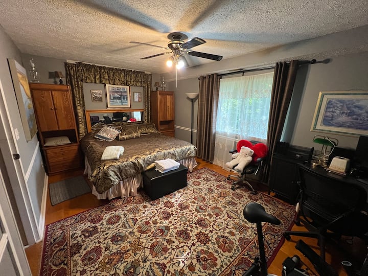 Keyless Entry Comfortable Apt - Owings Mills, MD
