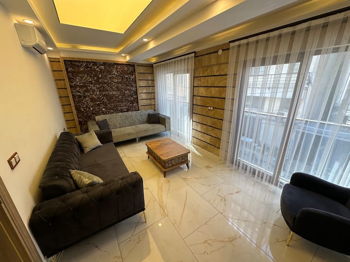 Kuşadası Merkezde\süperlüx 2+1 Denize 300mt. - Kuşadası