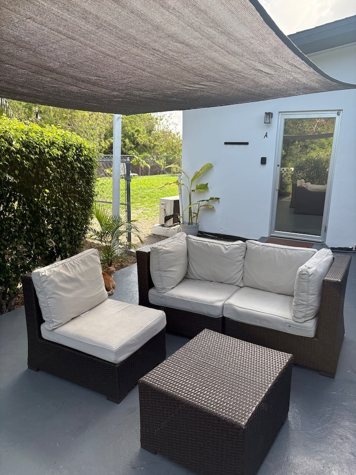 Cozy Cayman Guesthouse Mins To Beach & Dining - Cayman Islands