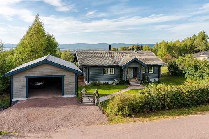 Lake View Log Cabin - Orsa