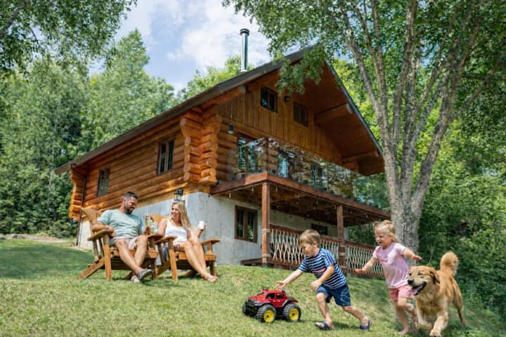 Chalet En Bois Rond L'inspiration - Quebec