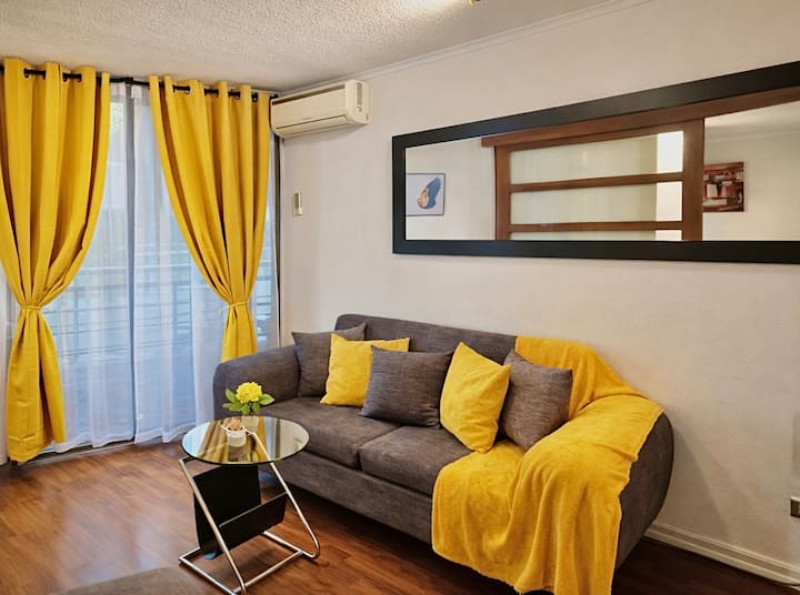 Apartamento En Bellas Artes Con A/c - Santiago