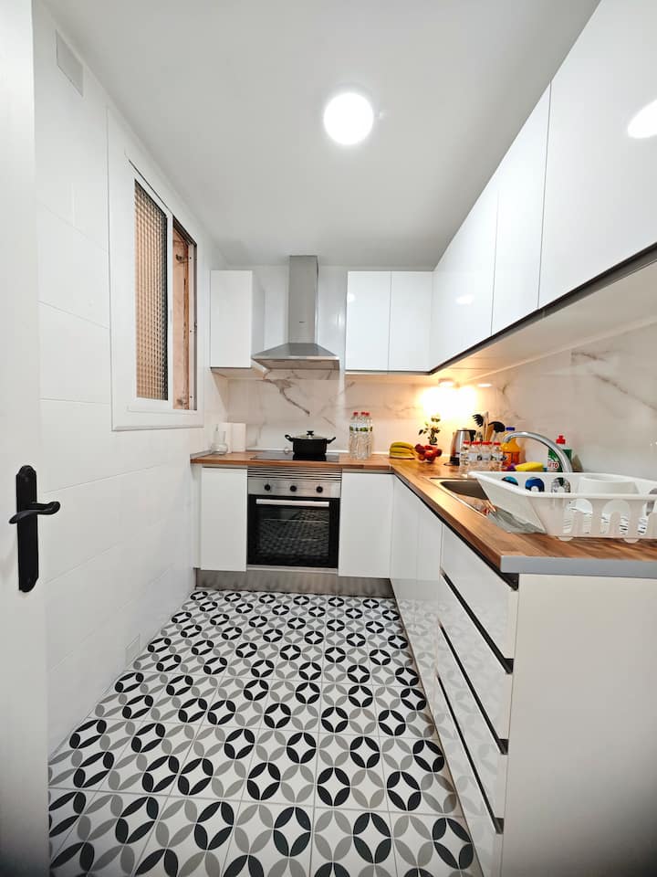 Habitación Con Aire Acondicionado Y Balcón.2 - El Prat de Llobregat