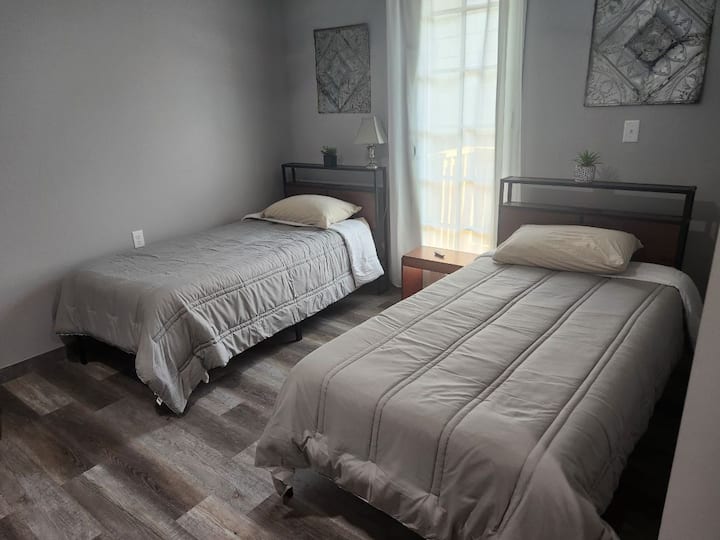 The Cycle Inn #4, Two Twin Beds - Hermann, MO