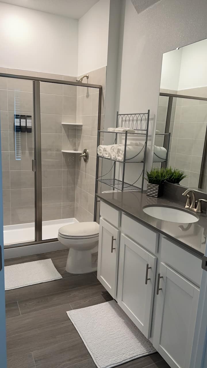 Lake Nona One Bedroom Suite - Lake Mary Jane, FL