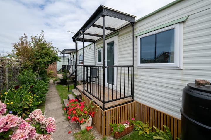 *Seafarer’s Cove - 2 Bedroom Sleeps 5 - Havant