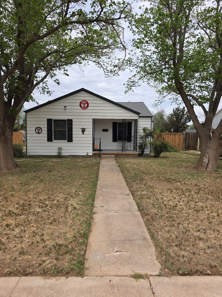 The Tech Lounge - Lubbock, TX