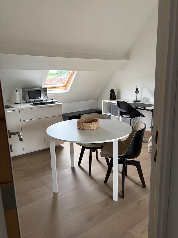 Studio Spacieux Et Lumineux  Proche Gsk  Lln E411 - Wavre