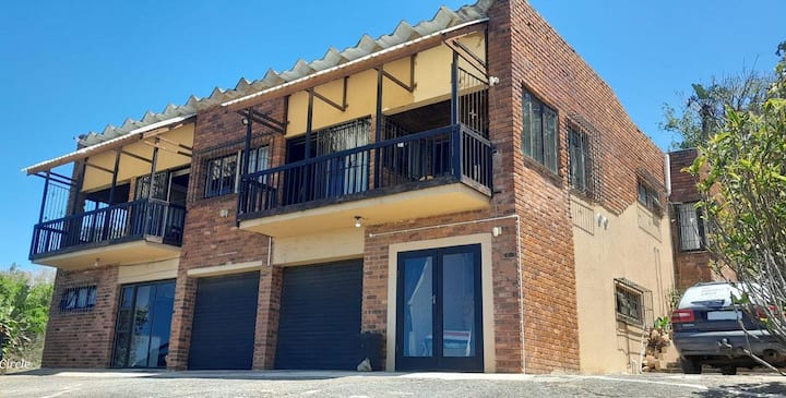 Ikhthus Accommodation - Ifafa Beach