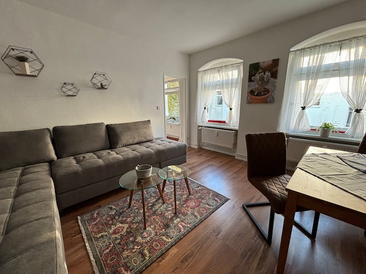 Helle Und Geräumige Wohnung In Bester Lage - Berlin