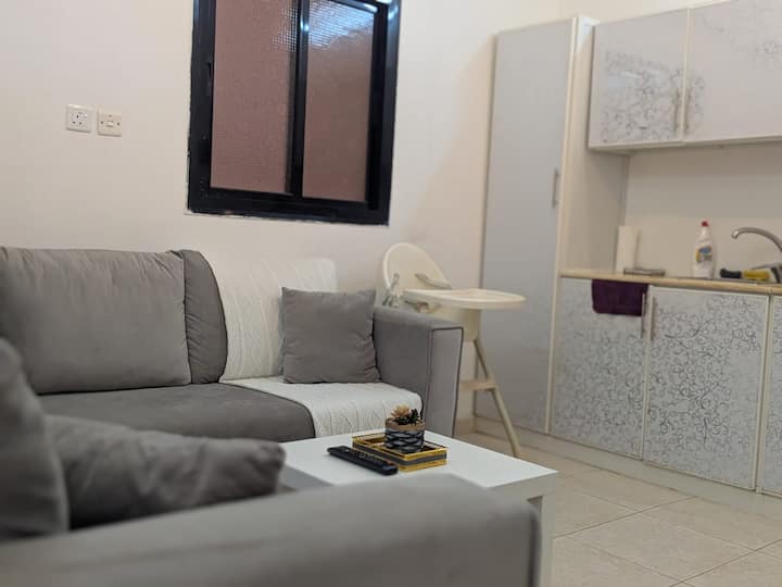 Spacious Flat: Walk To Nabawi - Madinah