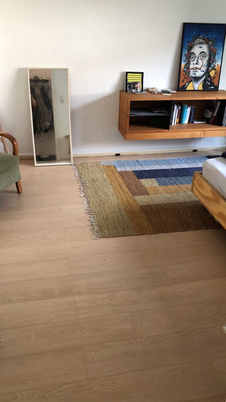Privates Zimmer Mit Küche Und Bad - Köln