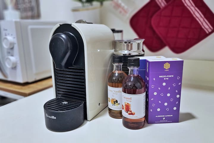 Tch: A Studio Unit W/nespresso &Wifi Near Eastwood - Taytay